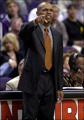 Suns coach loses debut | News, Sports, Jobs - Lawrence Journal-World ...
